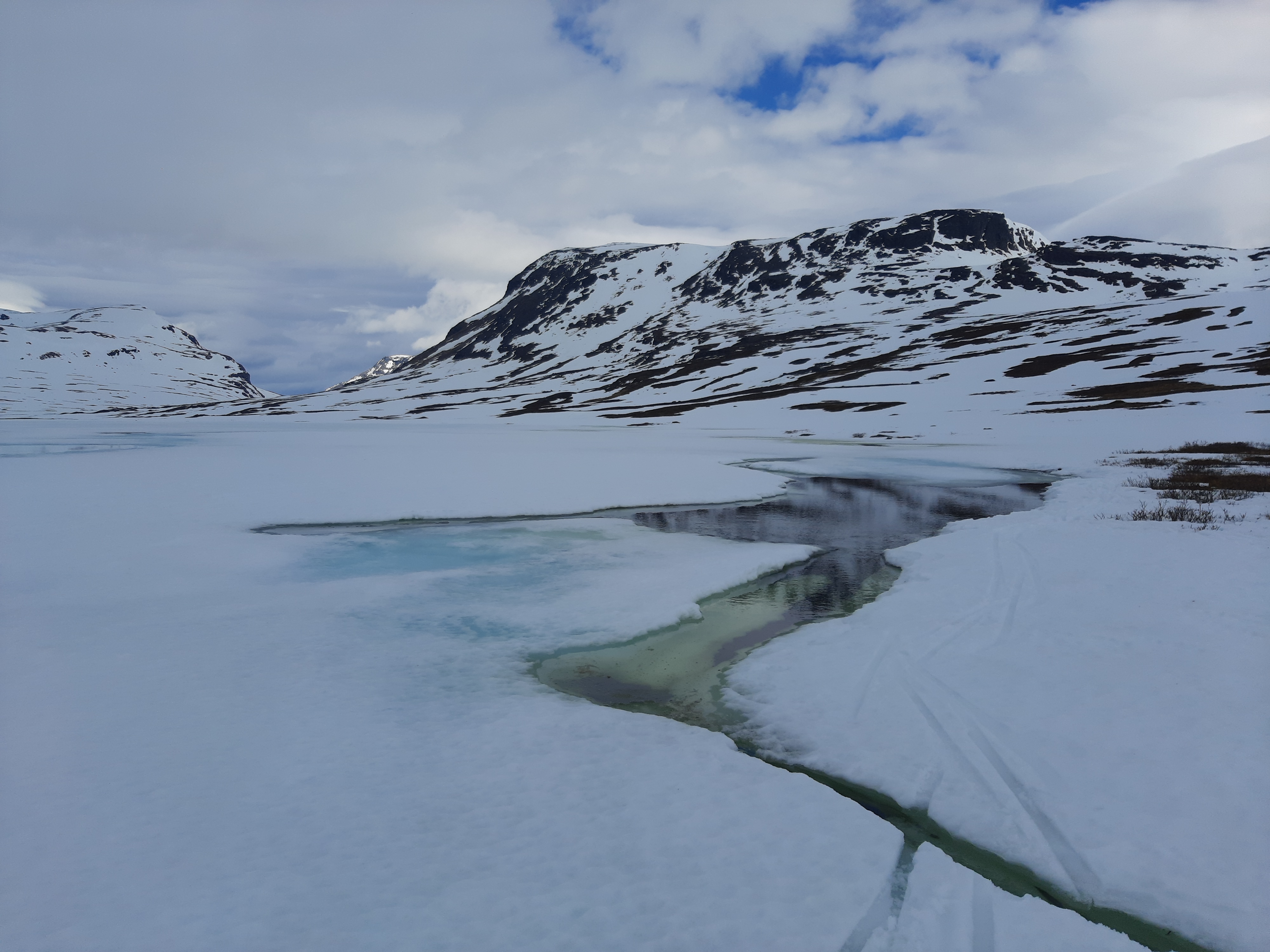 Varmere vintre vil ramme arktiske innsjøer mest